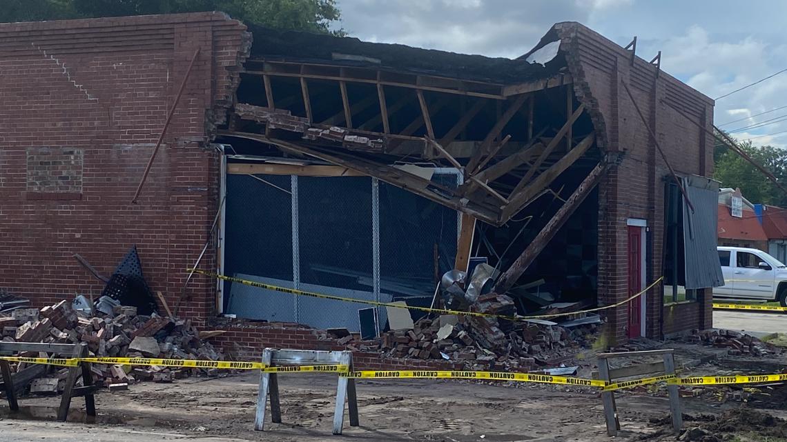 Brunswick business left destroyed after truck crash | firstcoastnews.com