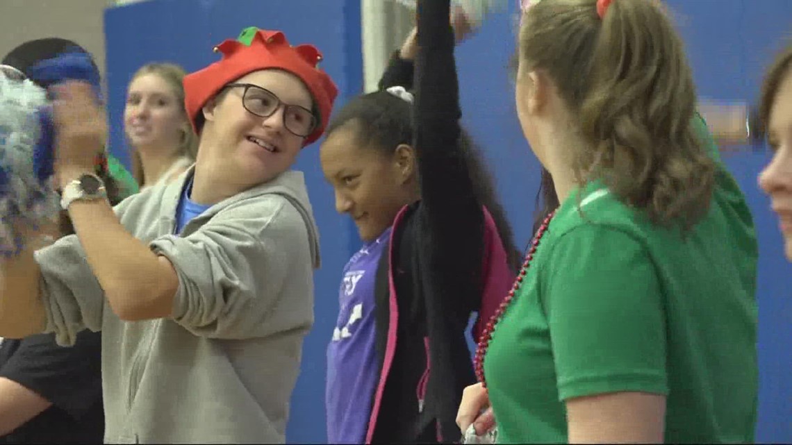 'Jingle Hoops' honors North Florida School of Special Education ...