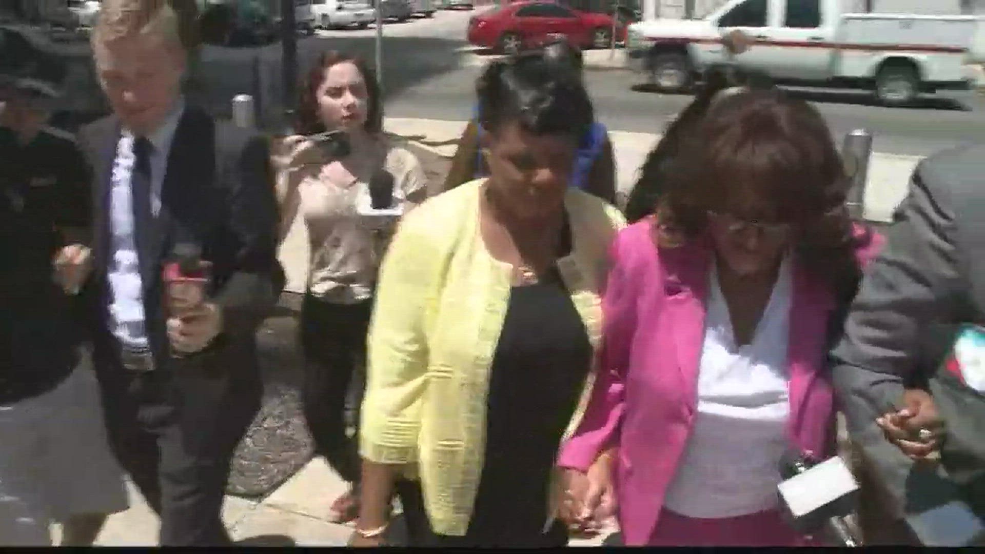 Corrine Brown Trial: No decision made in Brown's motions for acquittal ...
