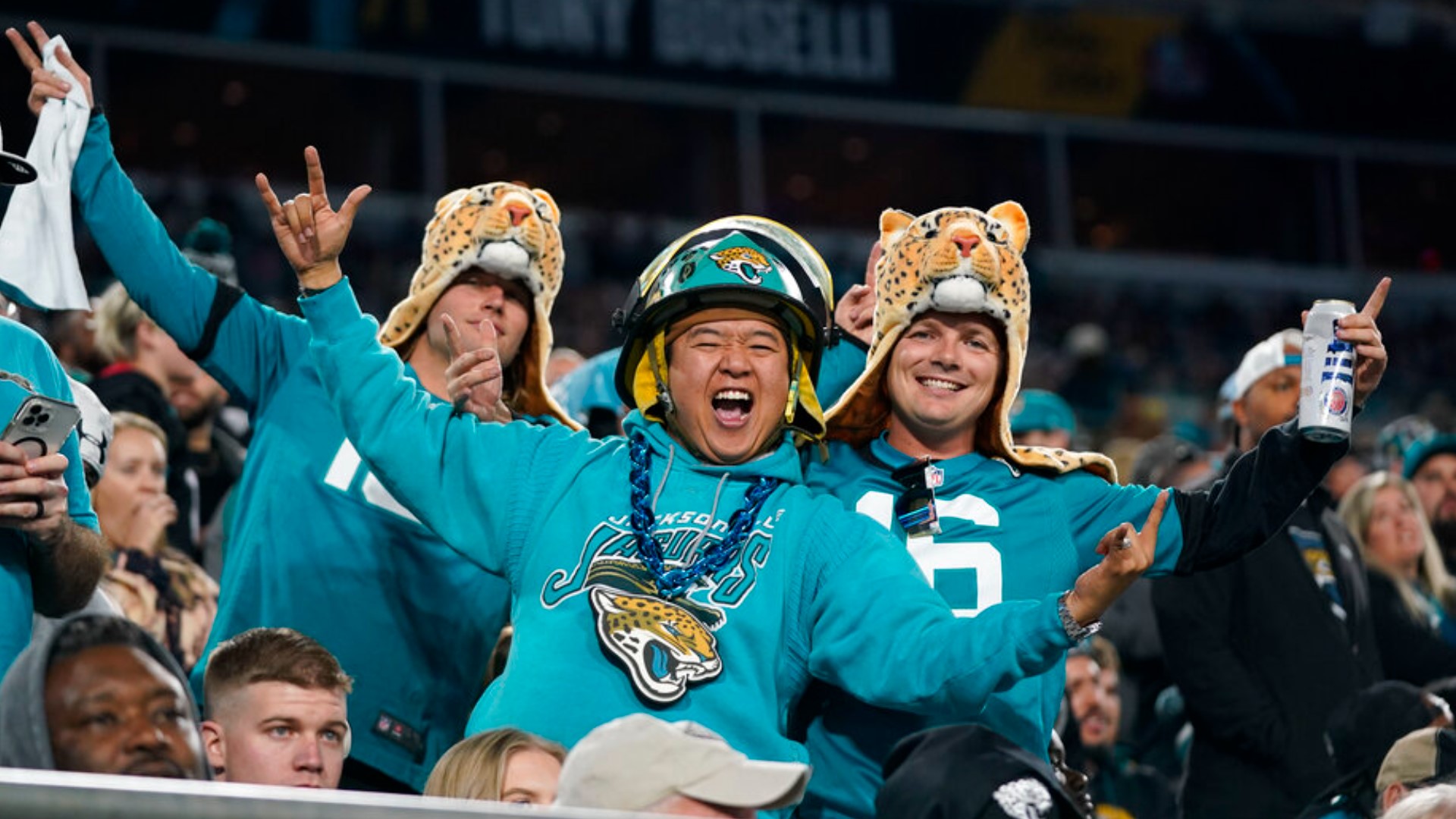 Fire truck, AI chatbot new at EverBank Stadium for Jags fans ...