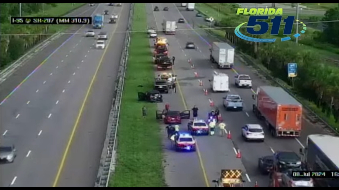8 vehicles crash on I-95 North near State Road 207: Fire Rescue ...