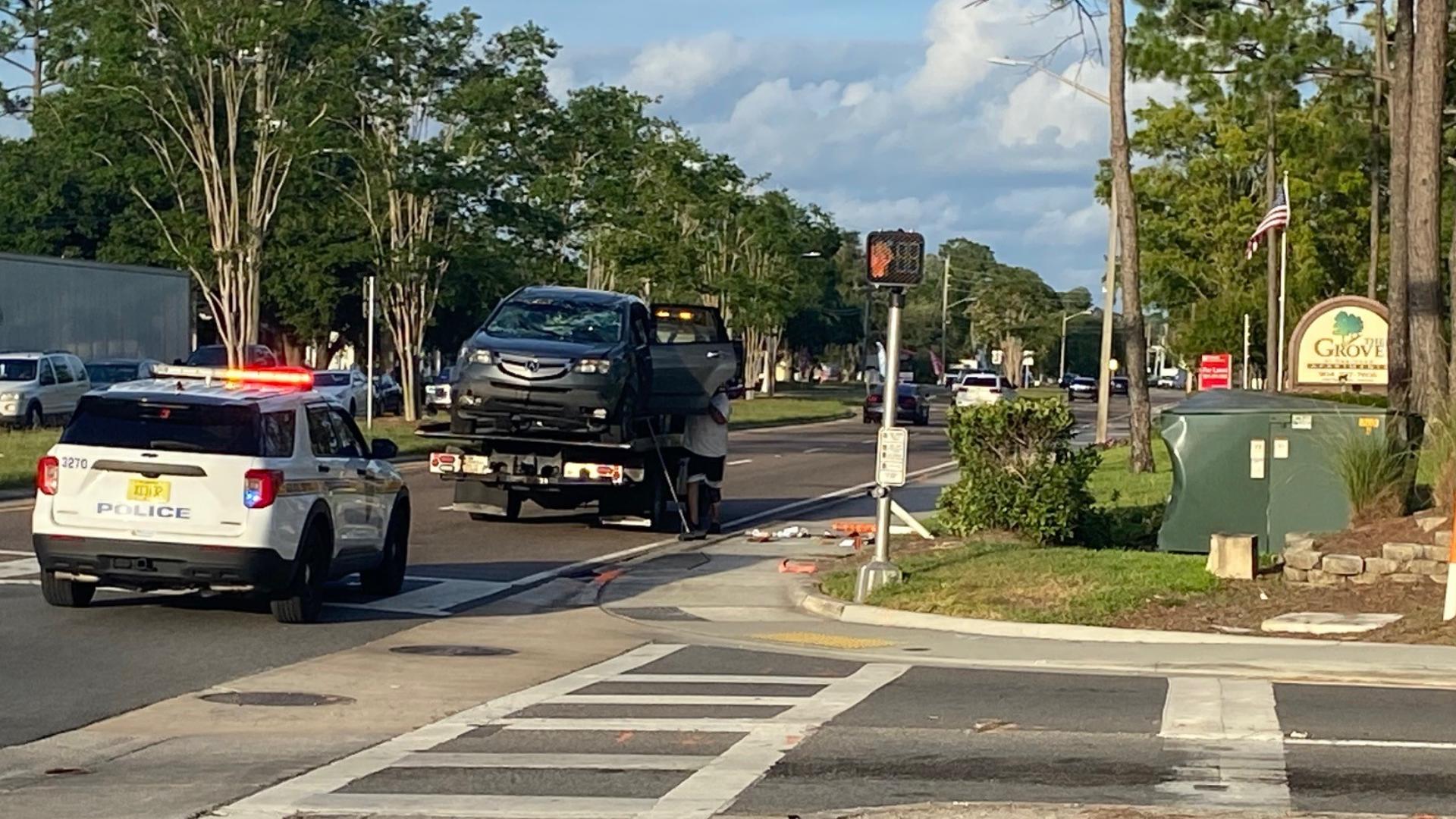 Car crashes into transformer on Baymeadows Road, causing outages ...