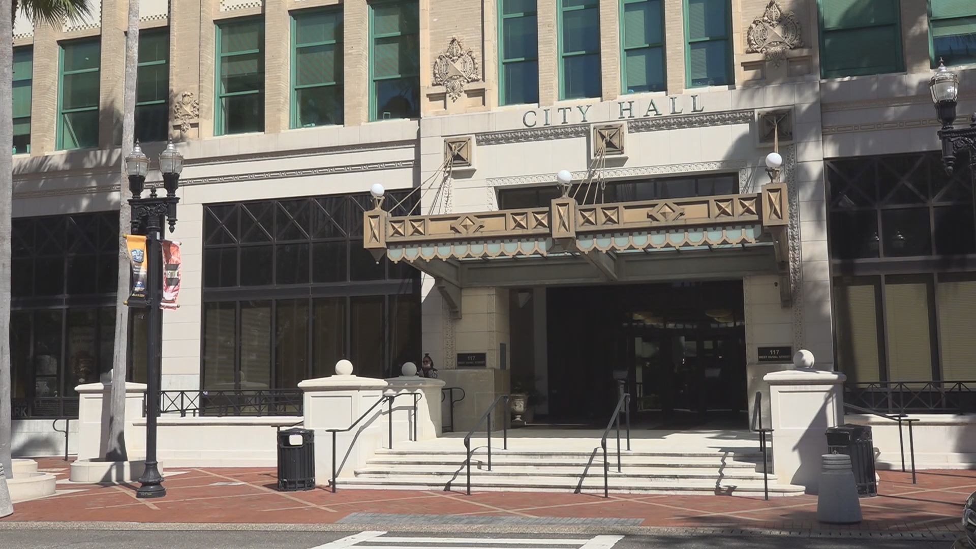 Jacksonville reviews City Hall security after public hearing at city ...