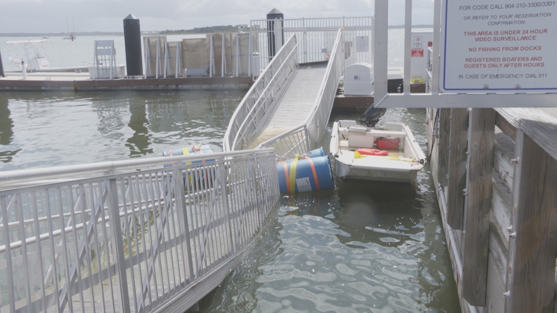 Collapsed gangway knocks out power at Fernandina Harbor Marina ...
