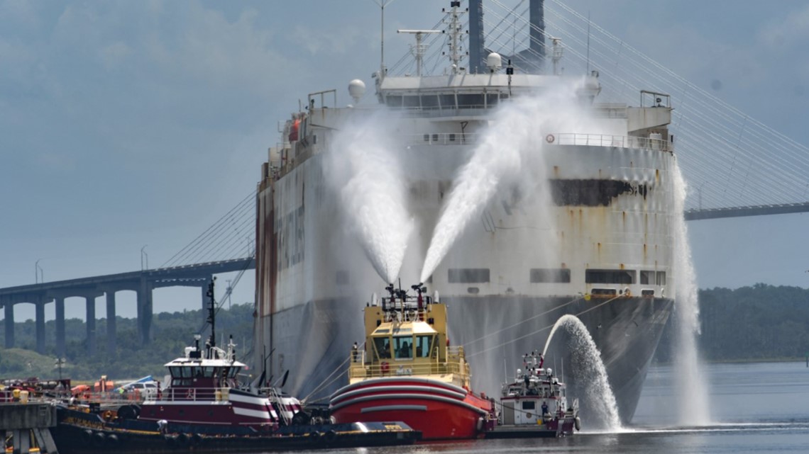 Car-carrying vessel continues to burn 4 days later | firstcoastnews.com