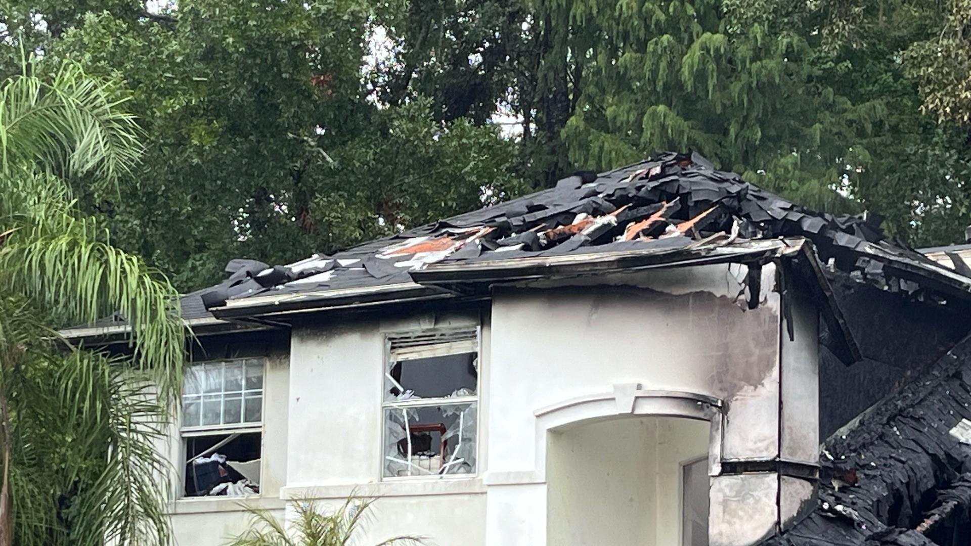Lightning strikes Jacksonville home, causing fire | firstcoastnews.com