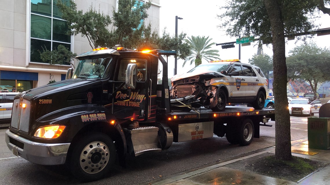 JSO vehicle involved in crash in Downtown Jacksonville | firstcoastnews.com