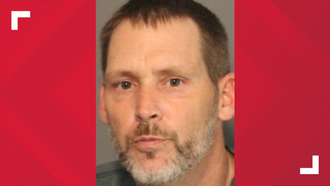 Man accused of posing as pest control employee arrested ...