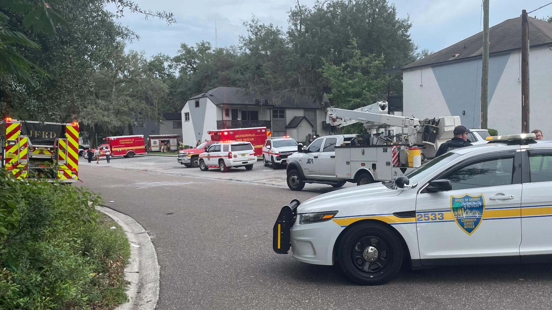 Residents displaced after Commonwealth apartment fire | firstcoastnews.com