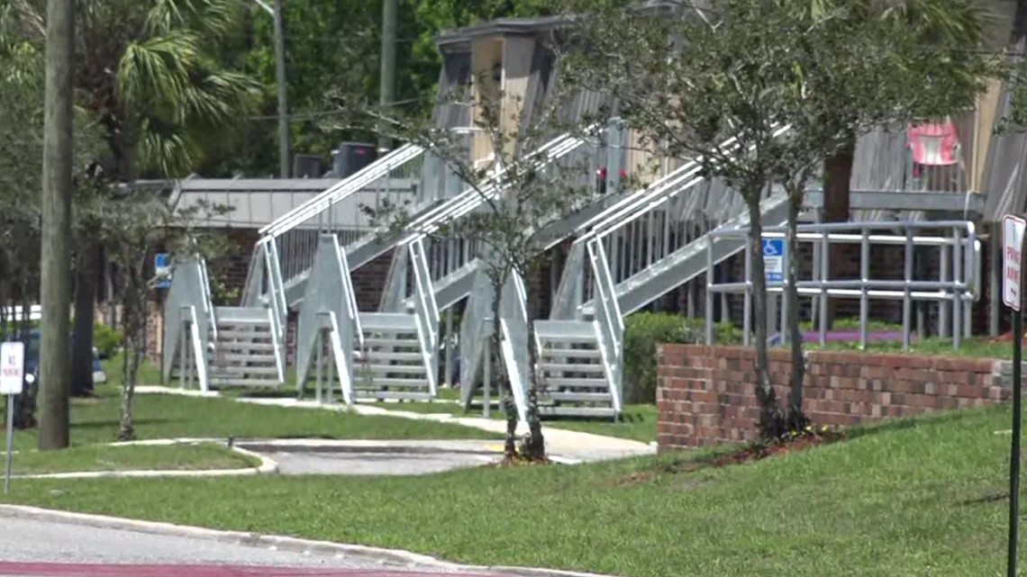 Teenage girl expected to be OK after being shot in Jacksonville ...