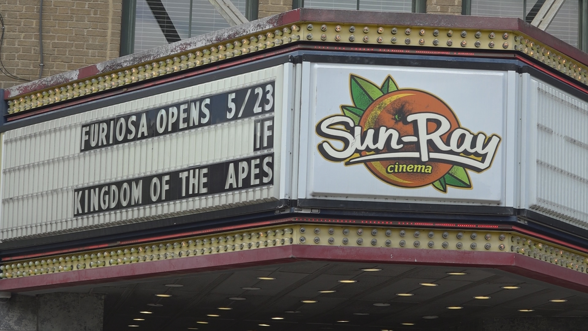 When's the last day Sun-Ray Cinema in Five Points will be open ...