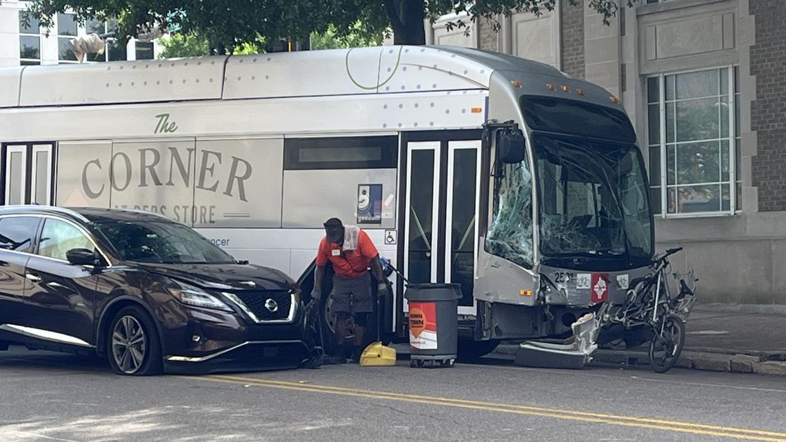 Multiple people injured after crash between SUV and JTA bus in Downtown ...