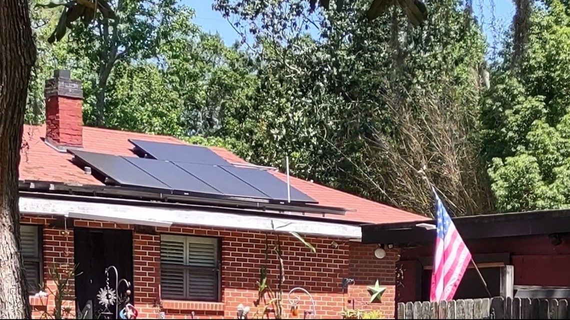 Viewers contact 'Ask Anthony' team with complaints about solar ...