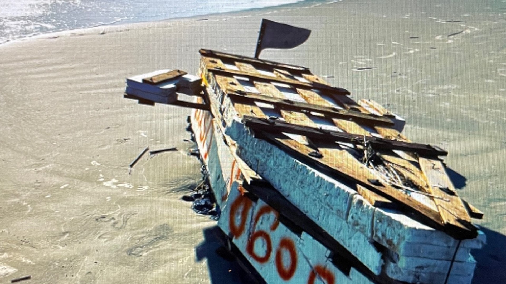 Two boats washed ashore on First Coast | firstcoastnews.com