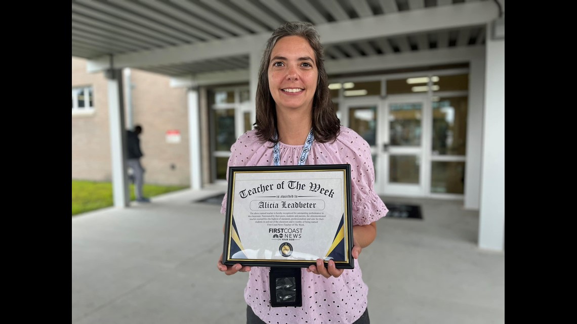 Teacher of the Week, Ms. Leadbeter, loves her students | firstcoastnews.com