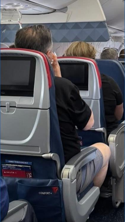 Passenger talks about emergency landing at Cecil Airport in ...