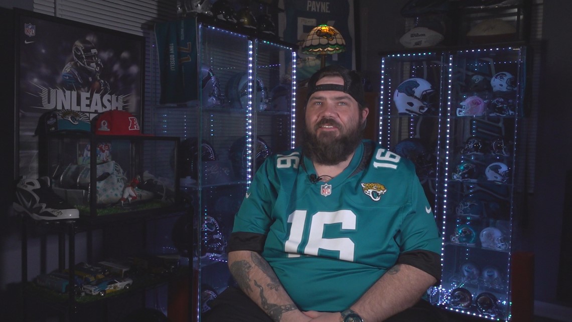 Jacksonville Jaguar fan relives team highs through memorabilia ...