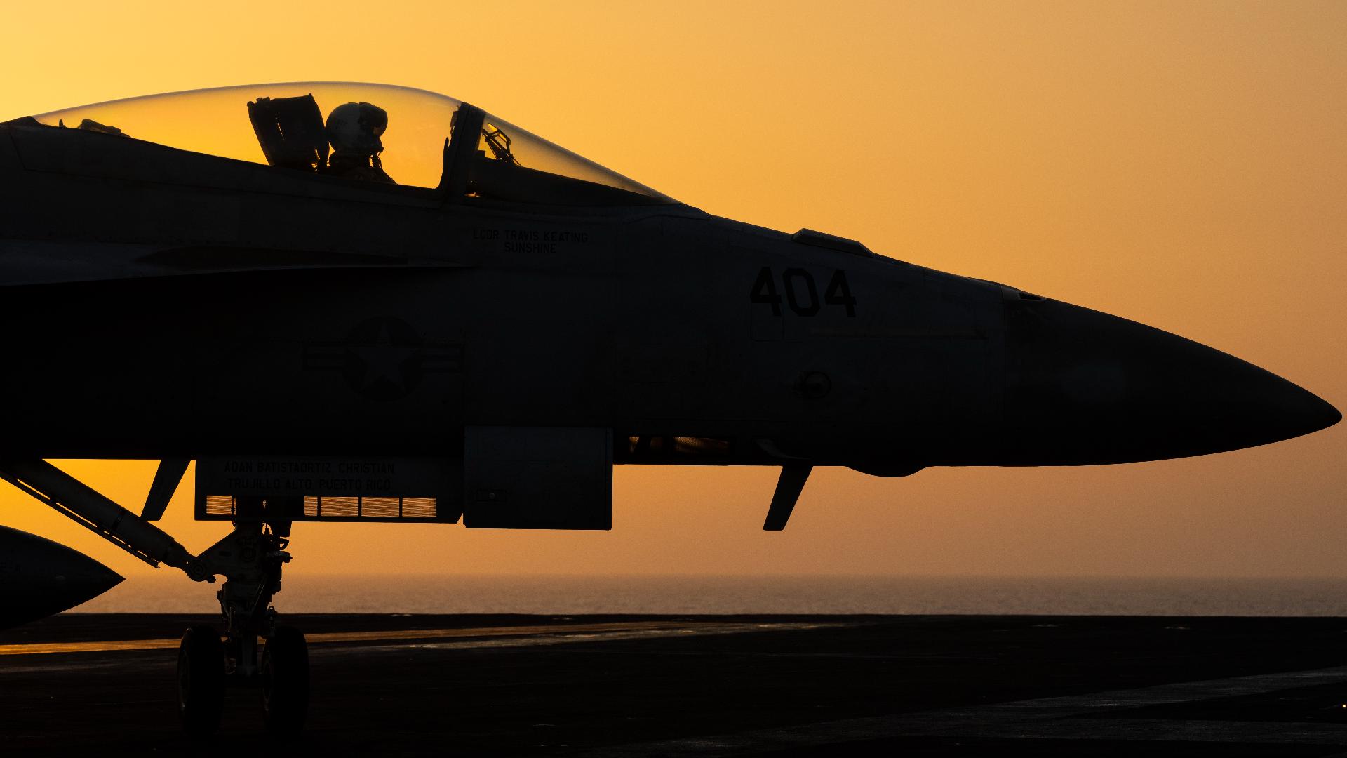 2 US Navy pilots shot down over Red Sea in apparent 'friendly fire ...