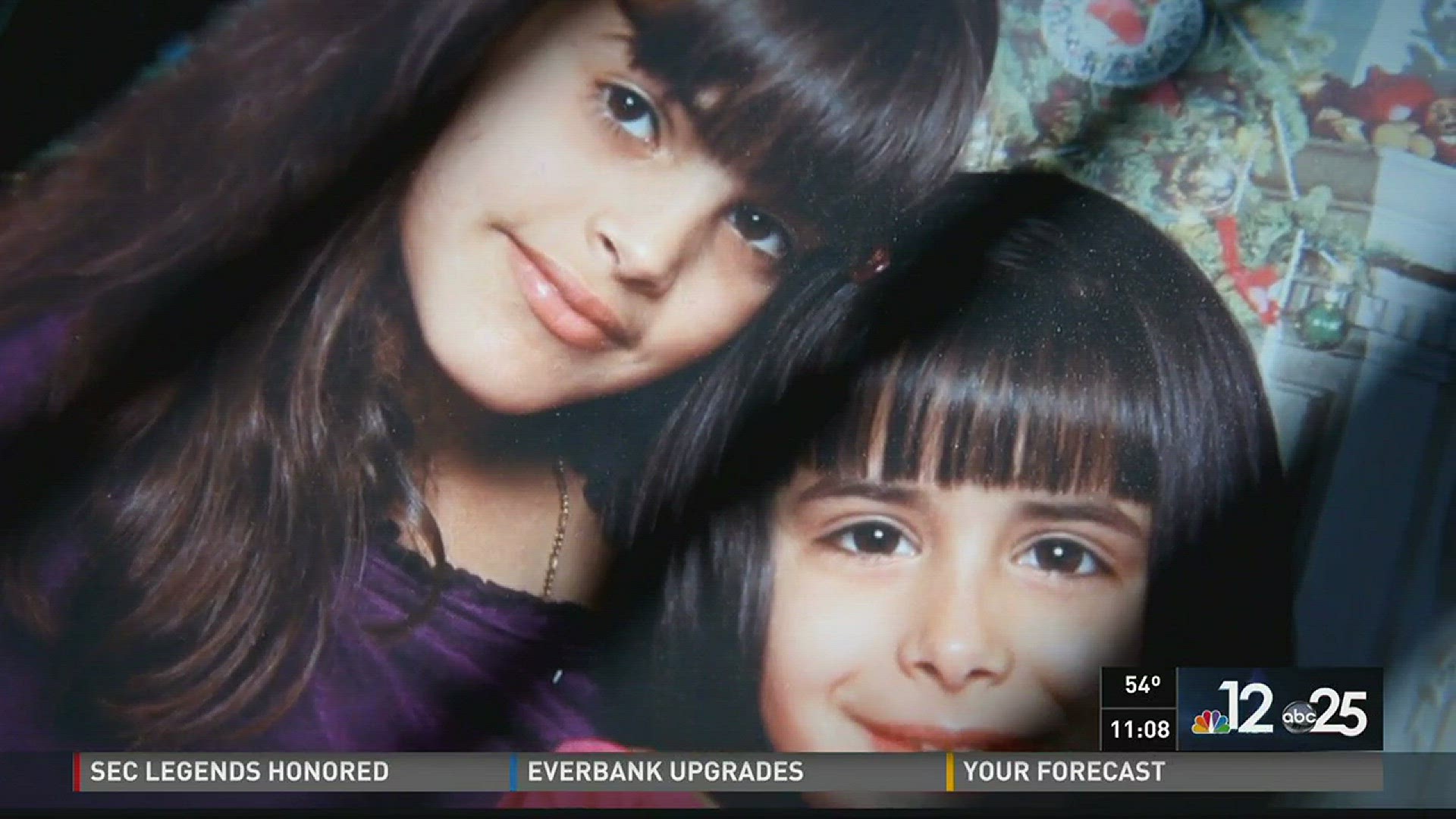 'Land of the Free': Reporter relives family's escape from Cuba ...