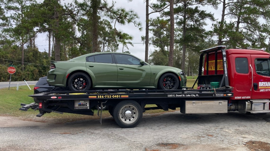 High-speed chase involving Dodge Hellcat nets 3 arrests in Fla ...