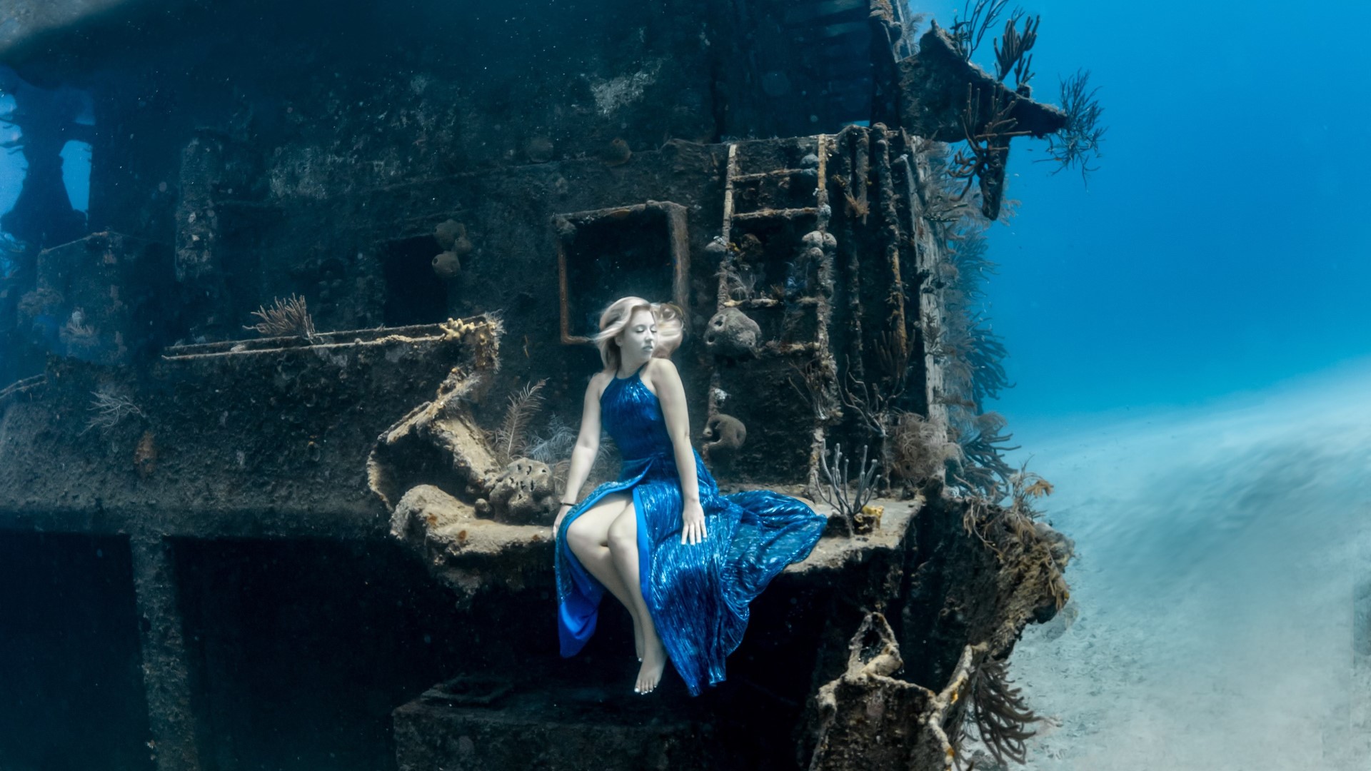 Mermaid or First Coast News meteorologist Amelia Henderson photos ...