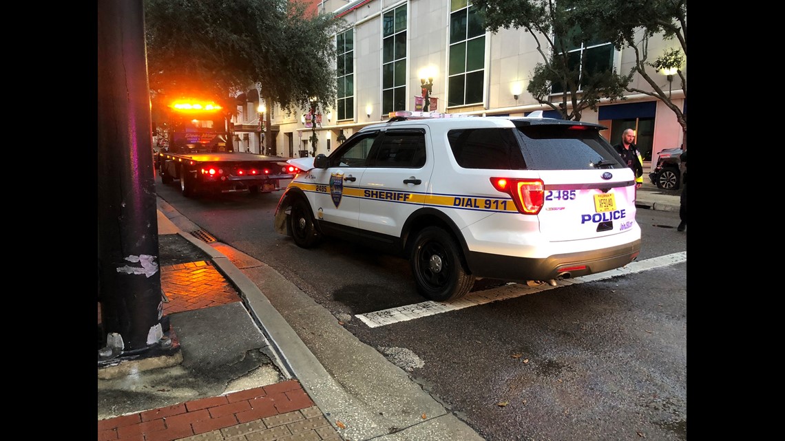 JSO vehicle involved in crash in Downtown Jacksonville | firstcoastnews.com