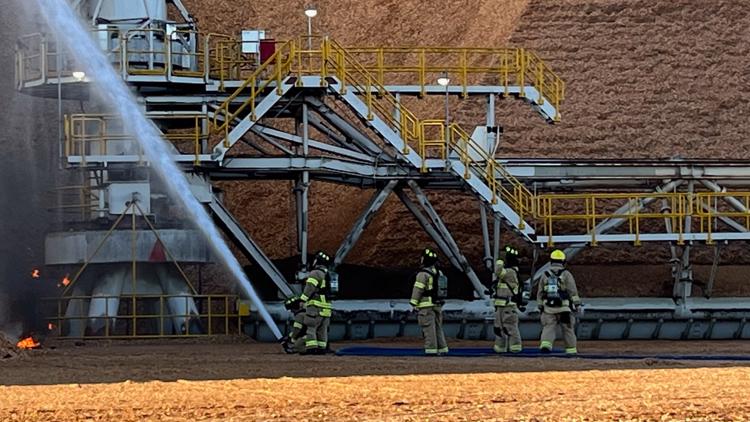 Crews extinguish fore at paper mill in North Florida | firstcoastnews.com