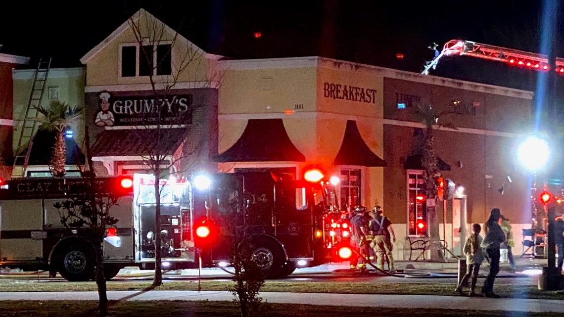 Fire at Grumpy's in Middleburg | firstcoastnews.com