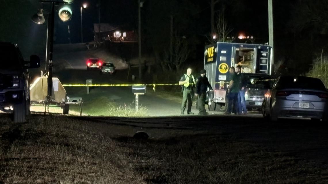 Deputy shot, father and son dead after Baker County domestic violence ...