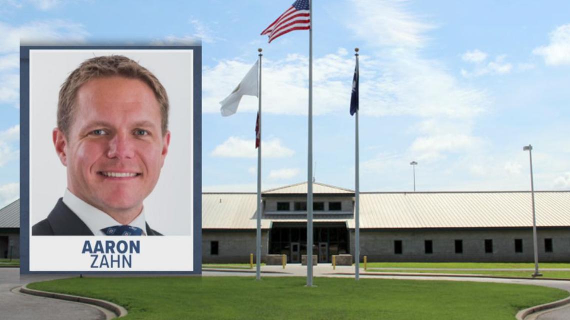 Ex-JEA CEO Aaron Zahn begins prison term for wire fraud, embezzlement ...