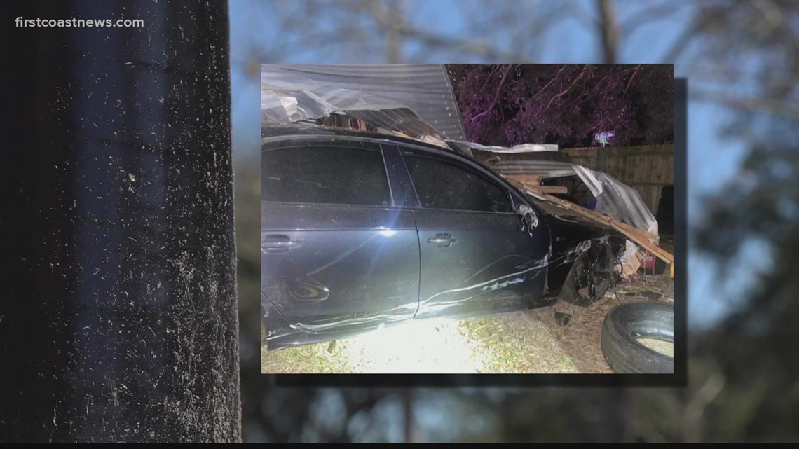 JFRD employee accused of reckless driving, crashing into home ...