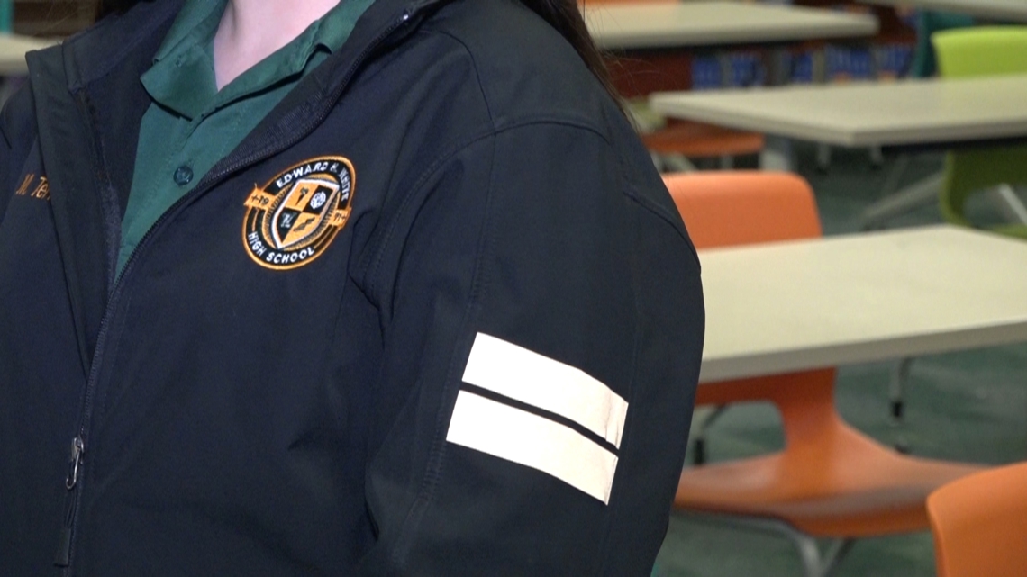 Ed White High School adds new reflective jackets to school uniform ...