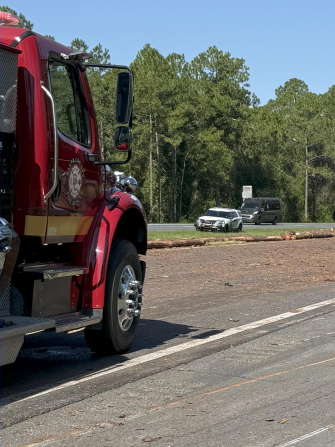 I-10 West in Baker County down to 1 lane due to log truck crash ...