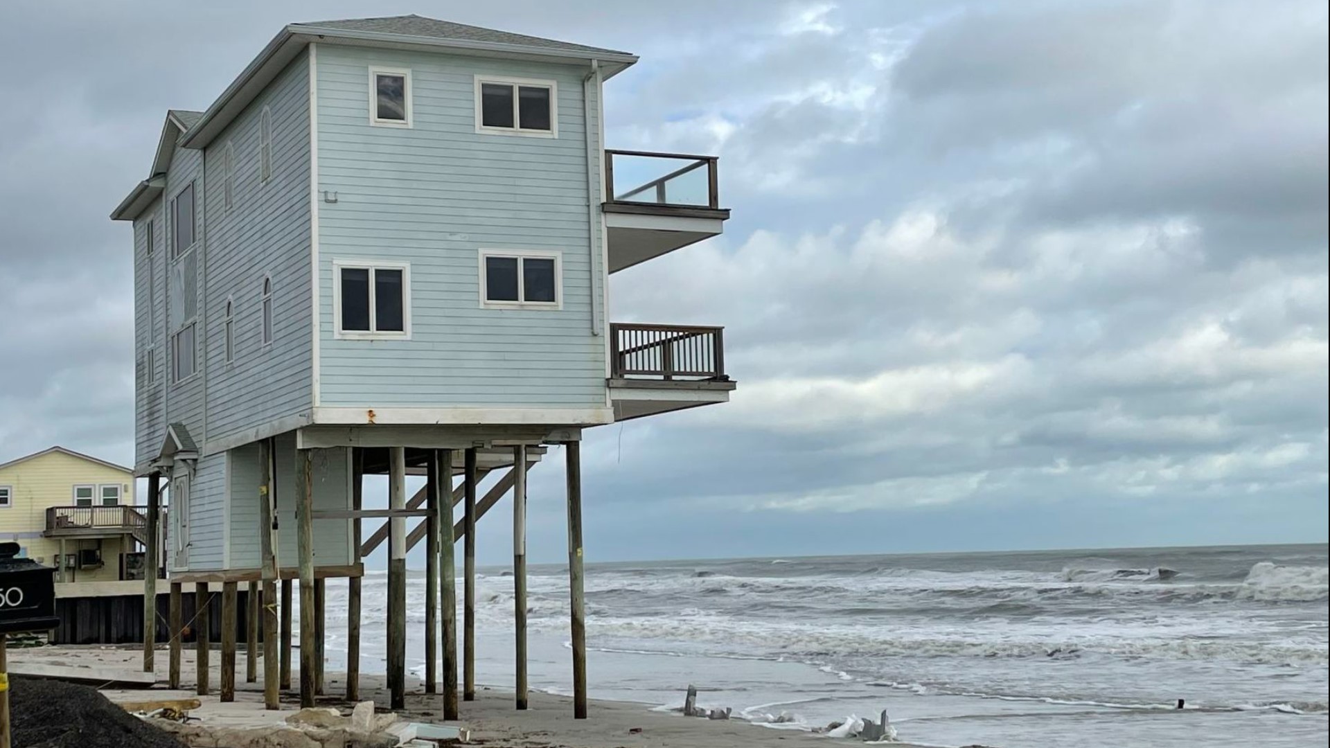 Florida home badly damaged by hurricanes listed for $1.2 million ...