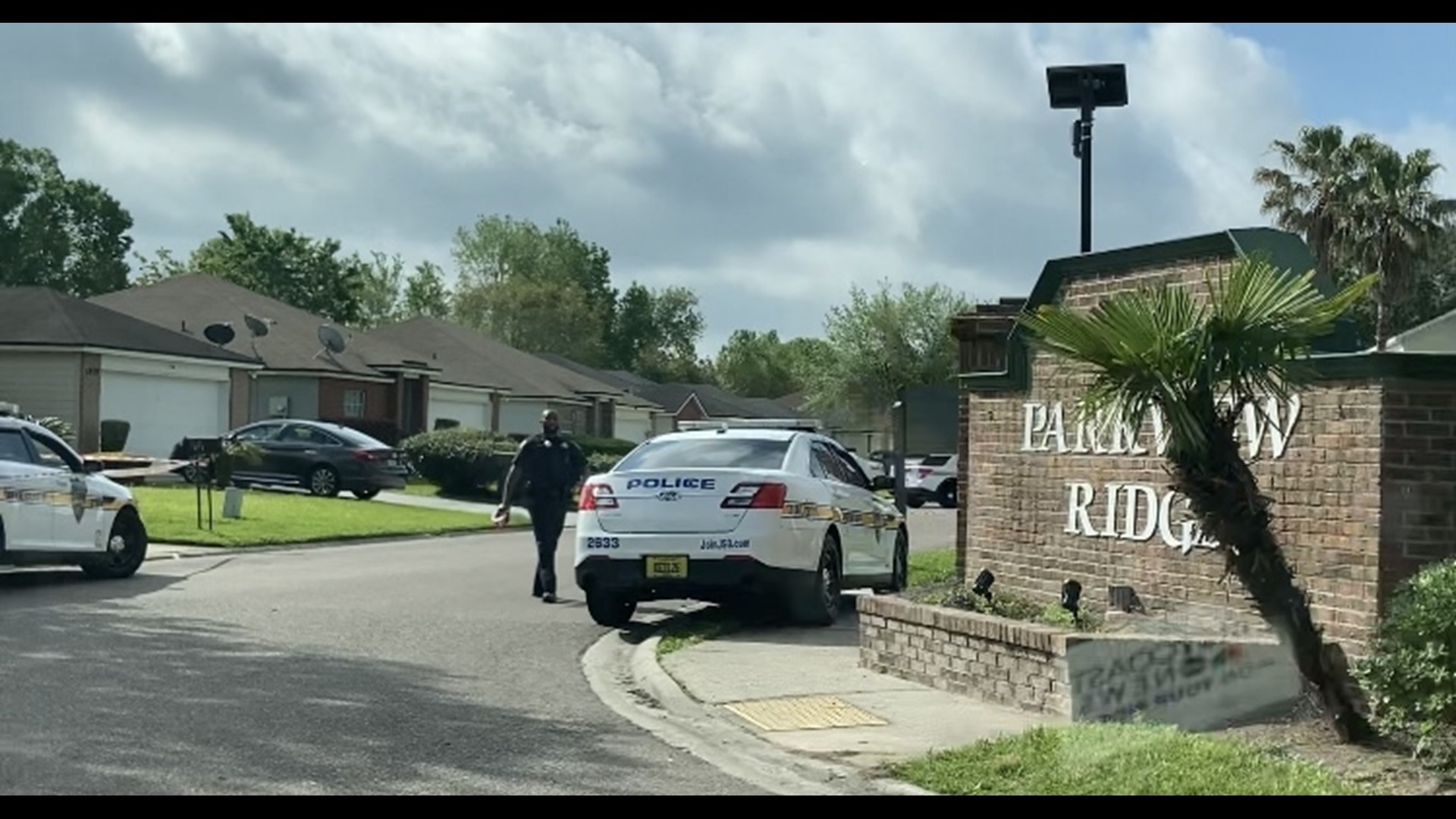 Jacksonville police officer shot near Morse Avenue | firstcoastnews.com