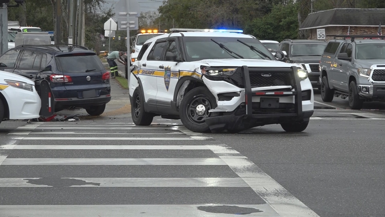 Jacksonville Sheriff's Office car involved in crash | firstcoastnews.com