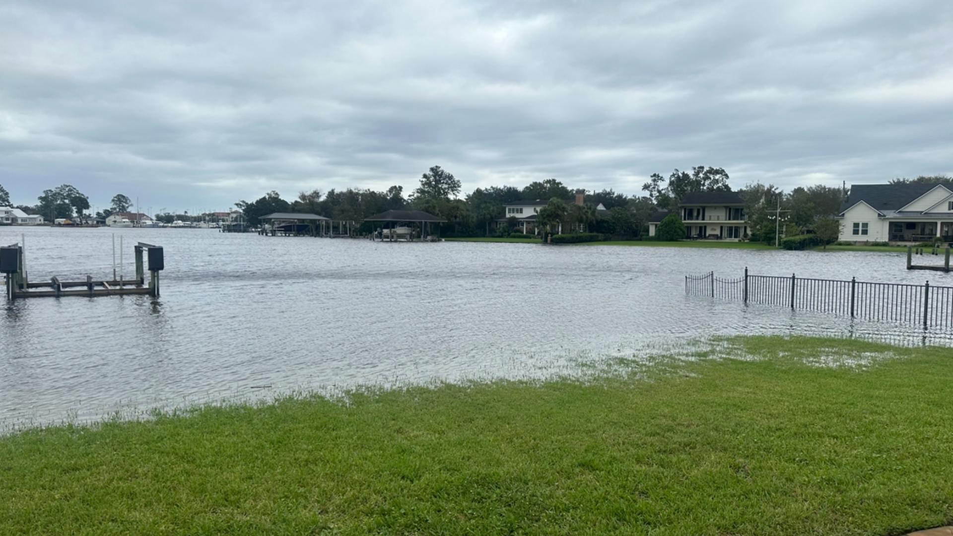 Streets flooded, backyards underwater in Jacksonville's Ortega ...