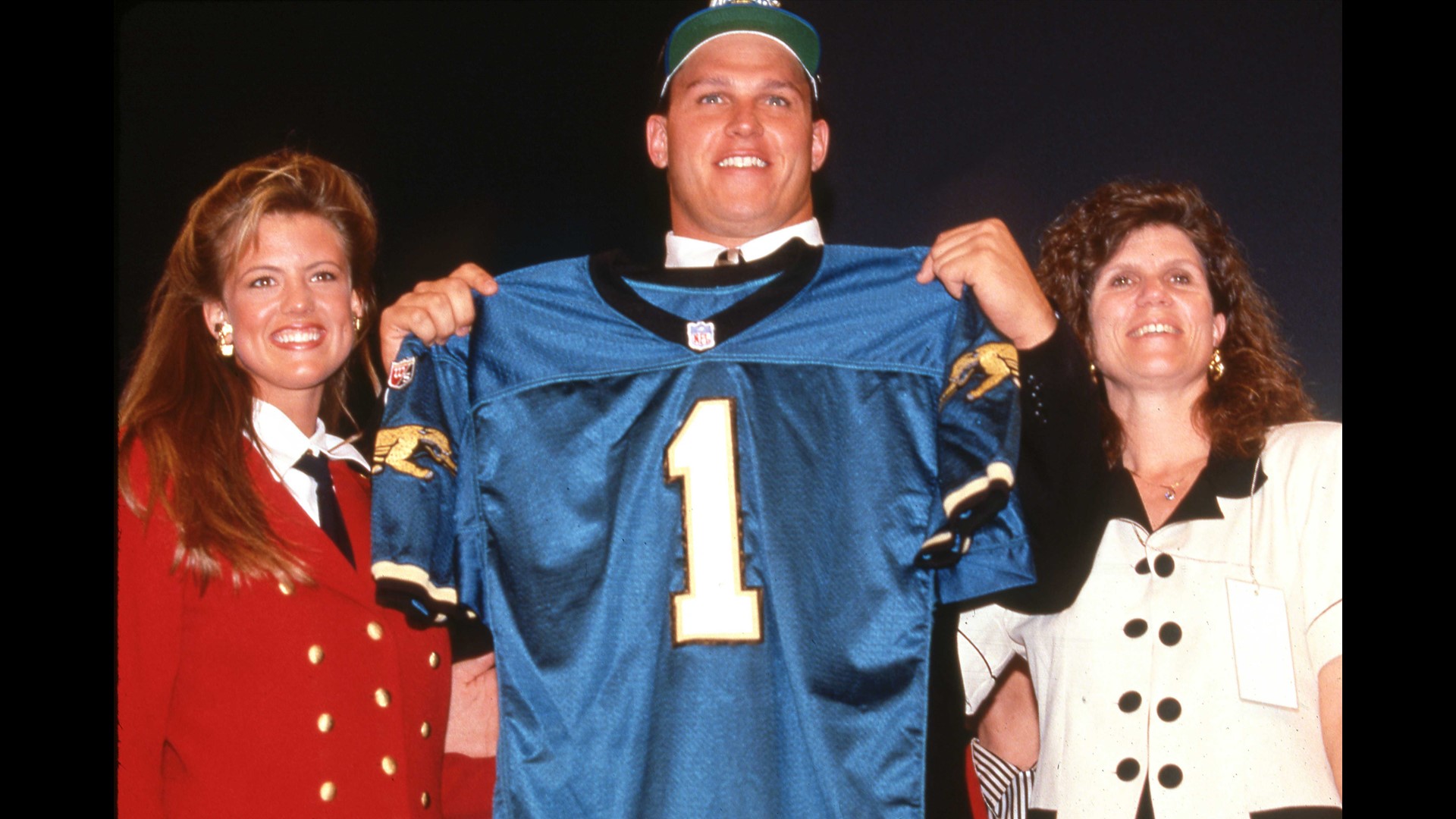 How NFL player Tony Boselli pulled off a surprise proposal ...