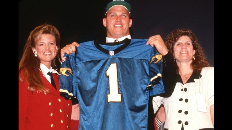 How NFL player Tony Boselli pulled off a surprise proposal ...