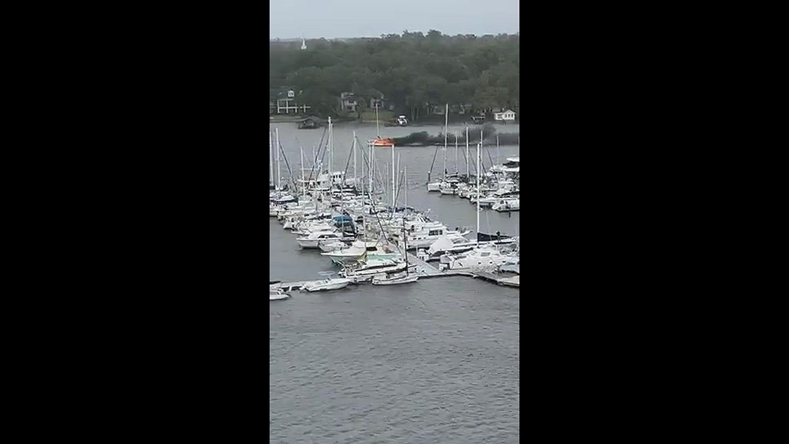 Sailboat on fire Ortega River | firstcoastnews.com