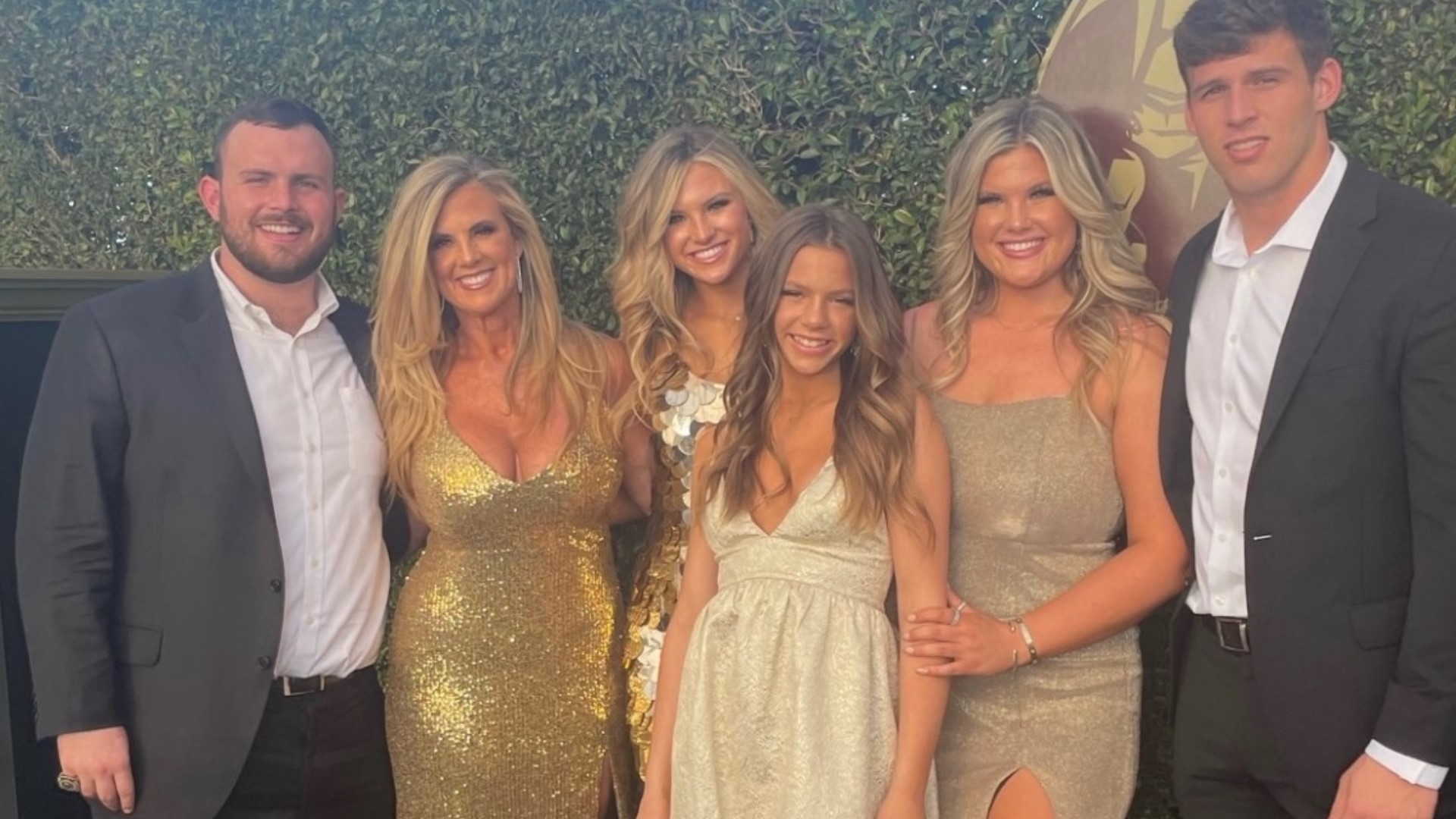 How NFL player Tony Boselli pulled off a surprise proposal ...