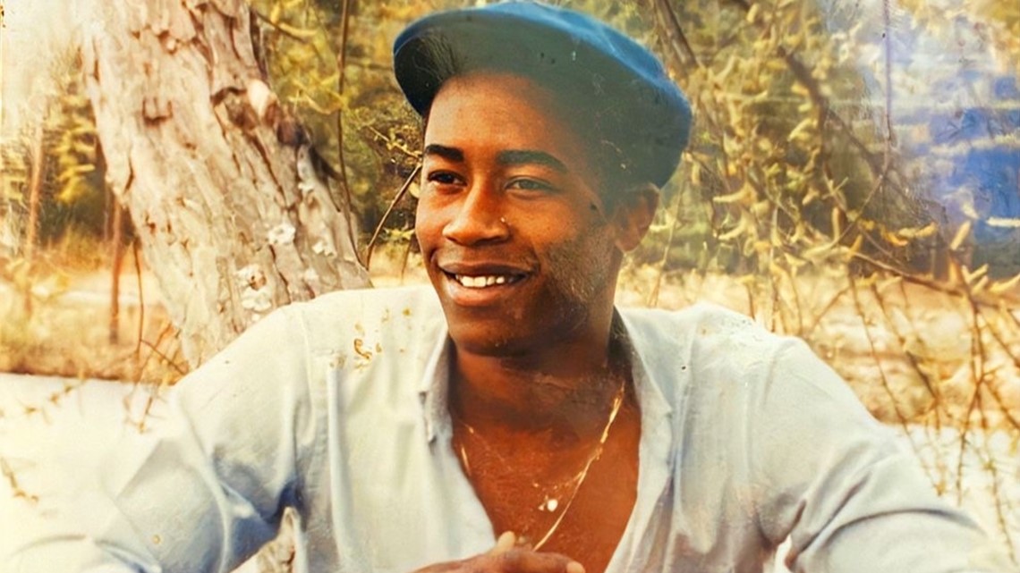 Police looking for information in 1990 murder of Glenn Morris ...