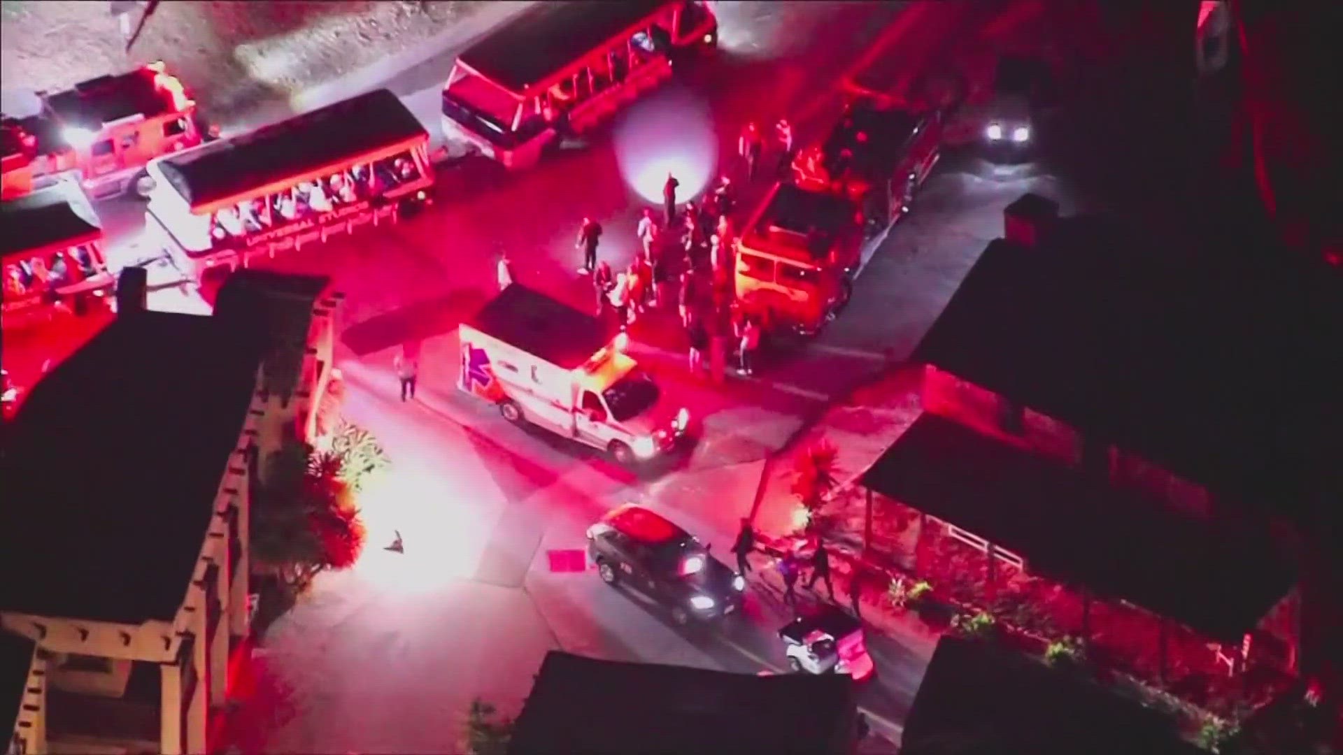 Tram accident at Universal Studios leaves 15 people injured ...