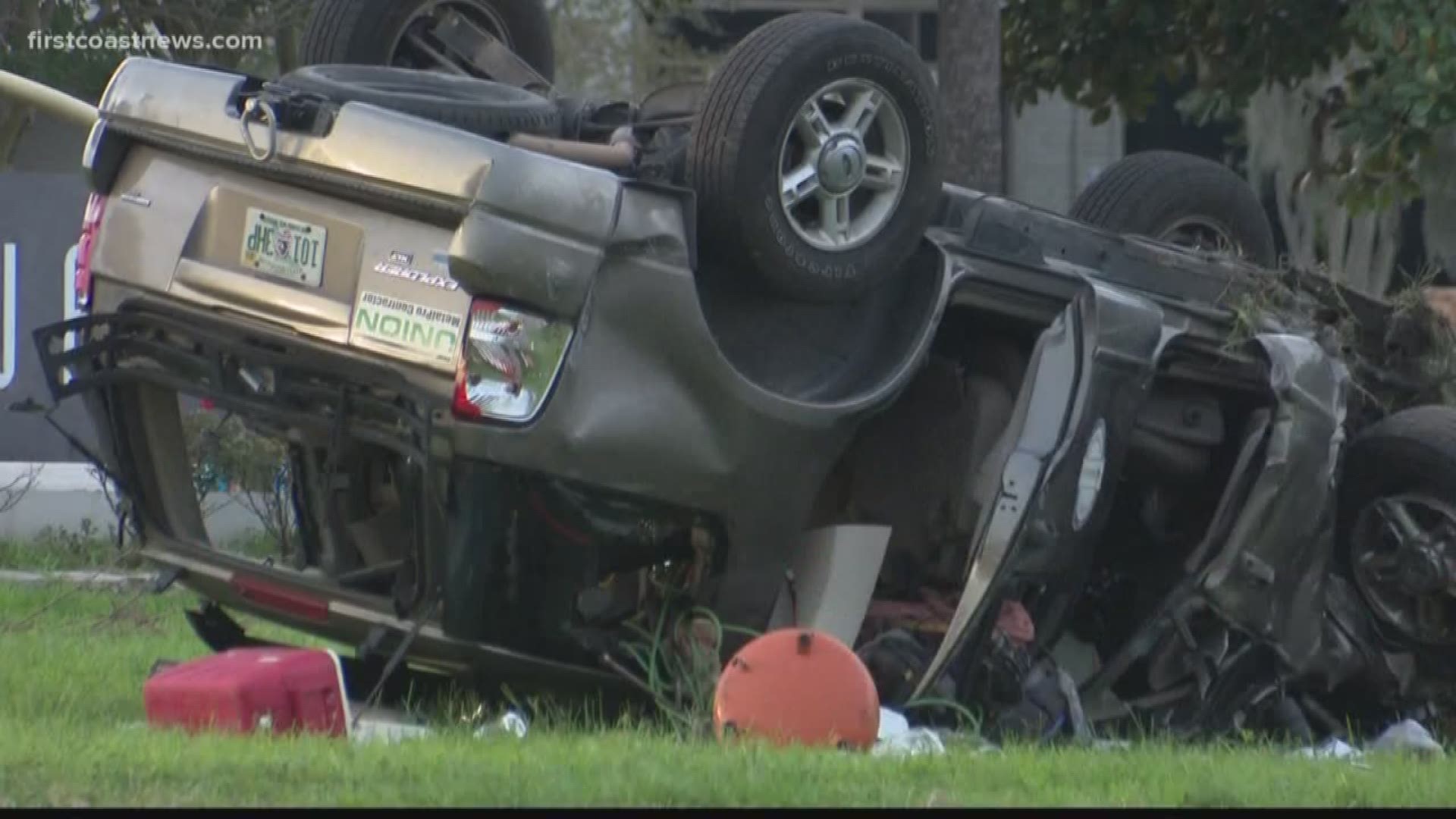 3 hospitalized, woman ejected from vehicle after driver runs red light ...