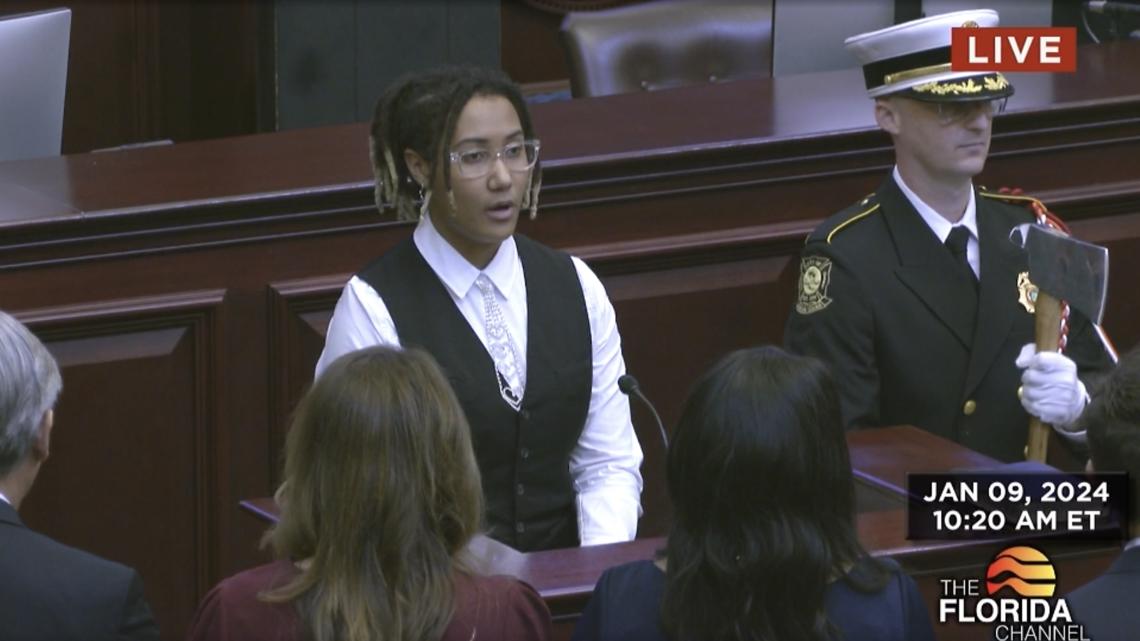 Flagler-Palm Coast High student sings National Anthem session ...
