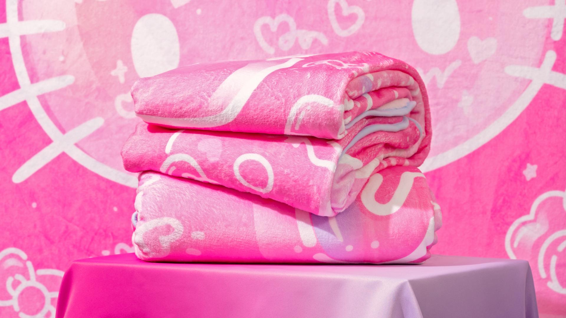 Hello Kitty Cafe Truck making stop in Jacksonville Saturday as part of ...