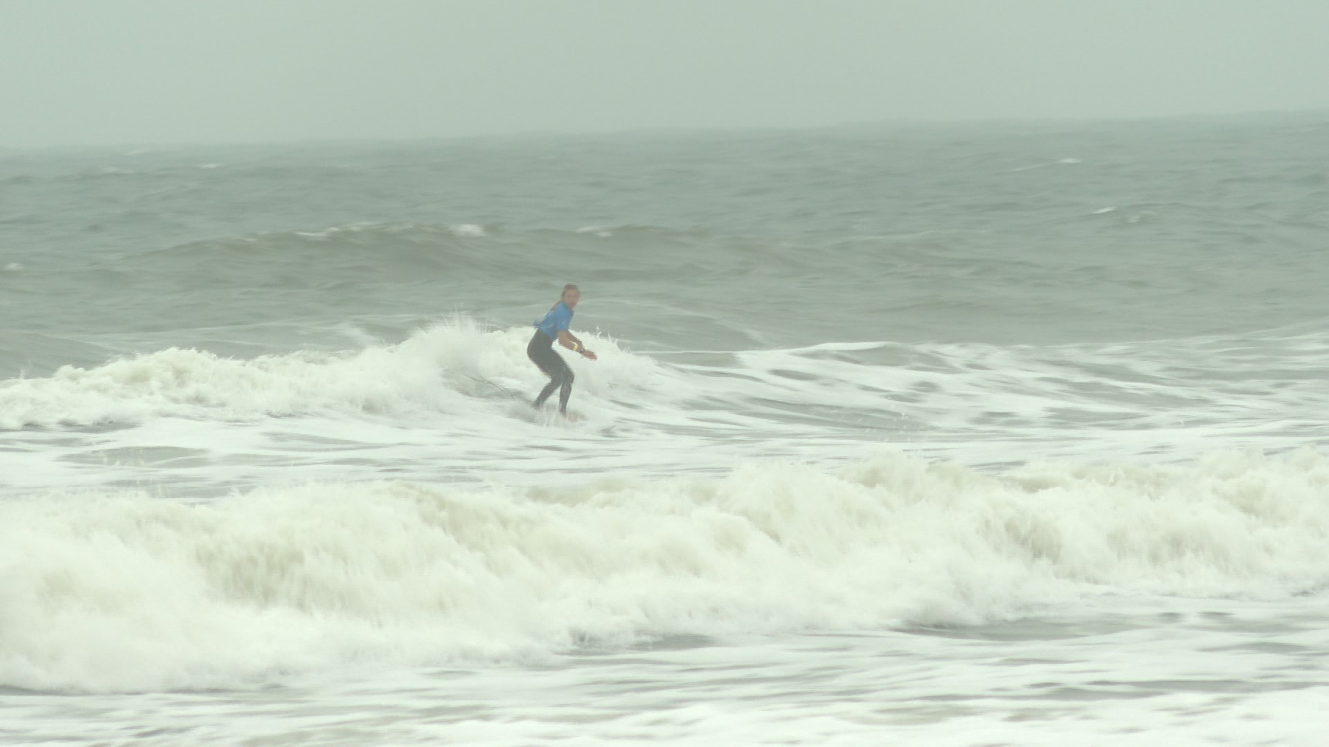 Jacksonville teen Lanea Mons makes Super Girl Surf Pro finals ...