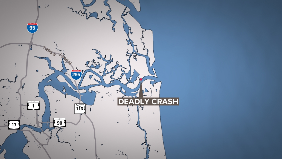 Man with no seatbelt killed in Hecksher Drive crash | firstcoastnews.com