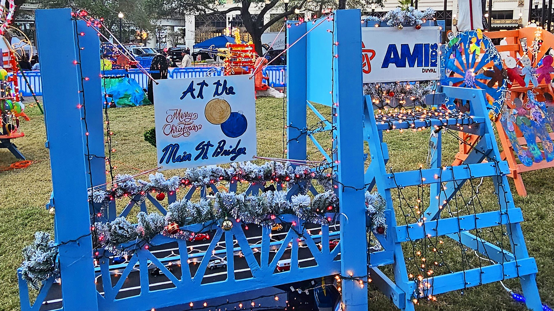 Which chairs won awards at Deck The Chairs 2023? | firstcoastnews.com