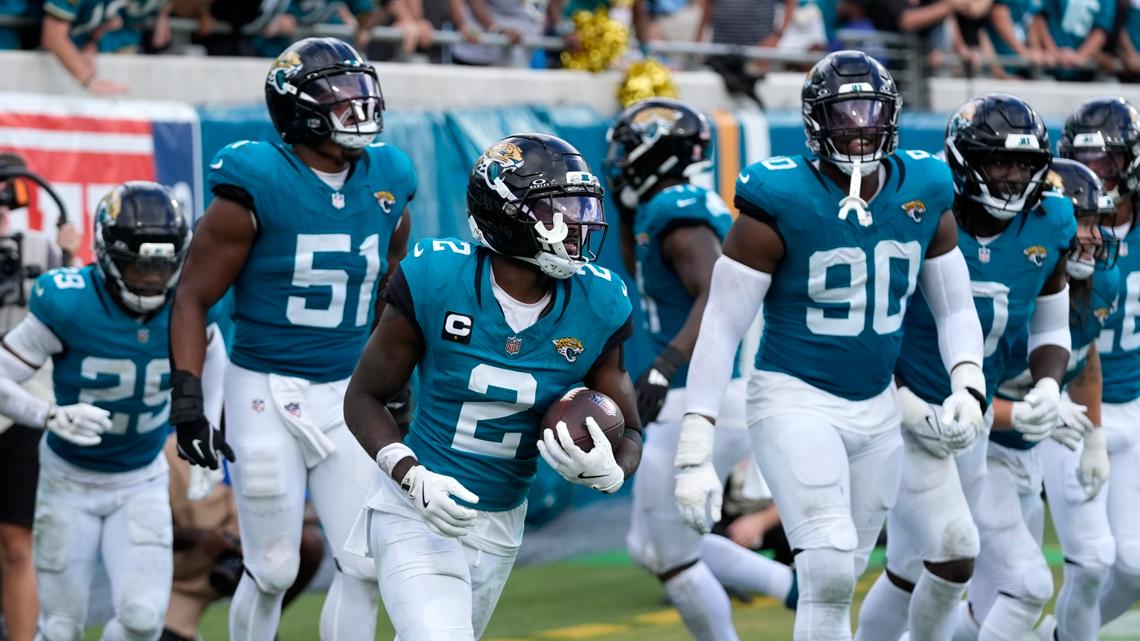 Jaguars defeat Panthers 26-10 | firstcoastnews.com